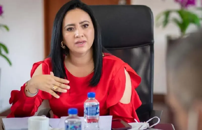 Gladys Butanda se perfila como aspirante a la gubernatura de Michoacán ...