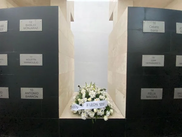 Homenaje a los Mártires de León a 80 años de su lucha