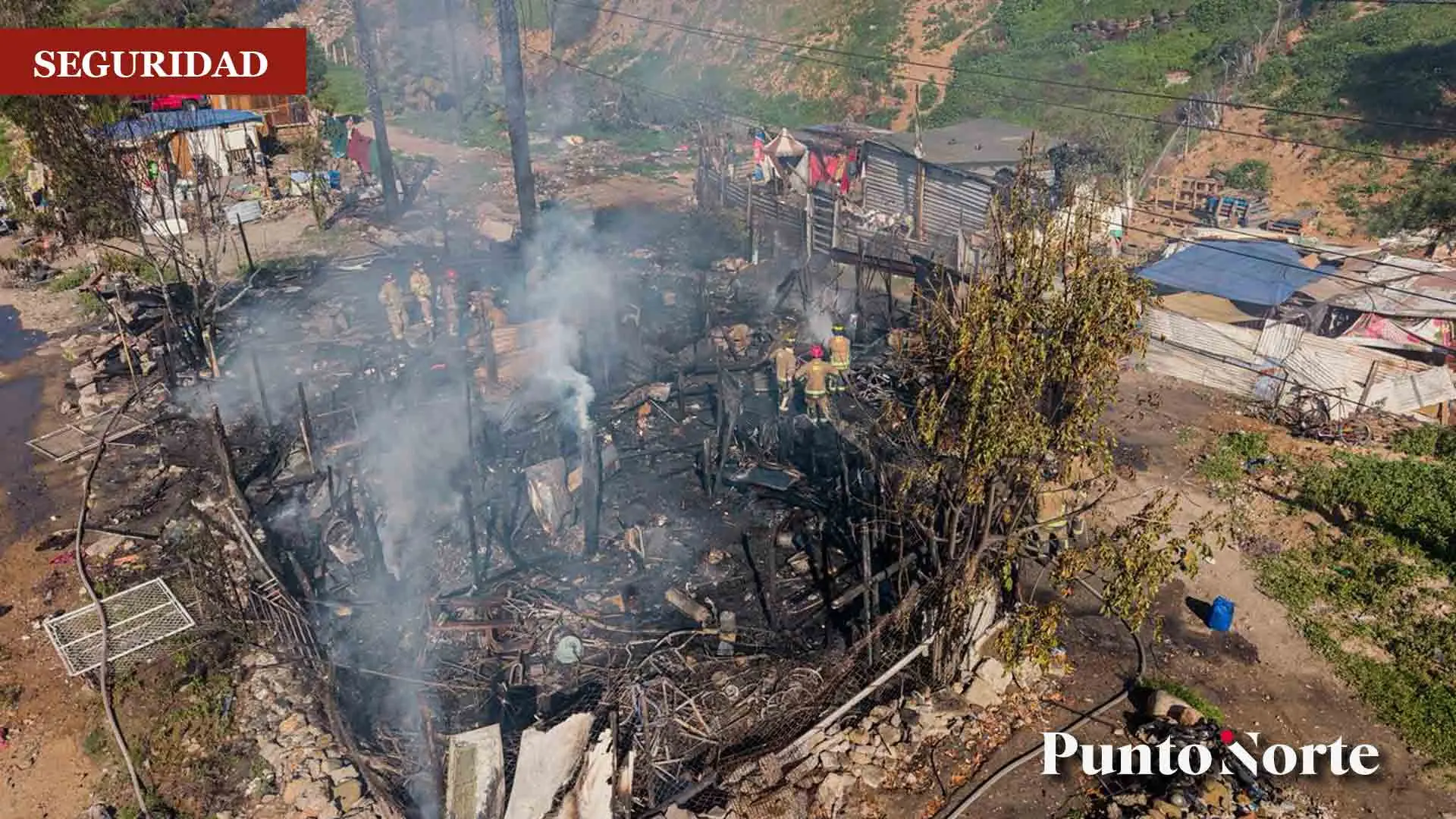 Incendio consume tres casas en Tijuana, sin lesionados reportados