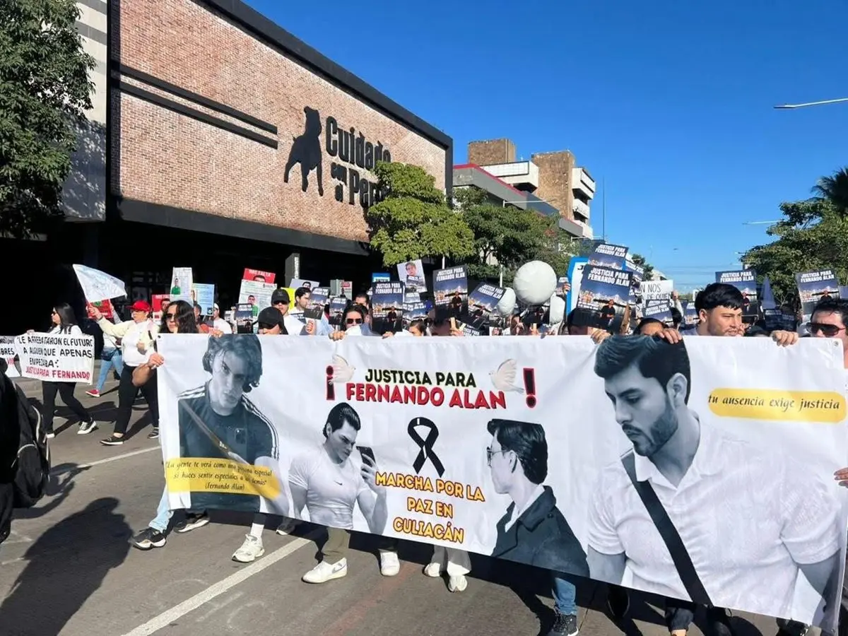 Cientos marchan en Culiacán exigiendo justicia por Fernando Alan