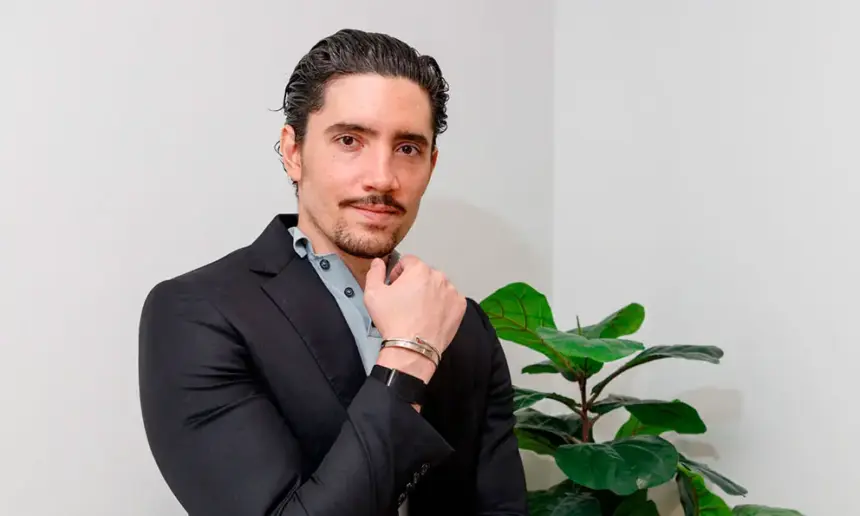 Alex Fernández revela su evolución musical y próximo álbum